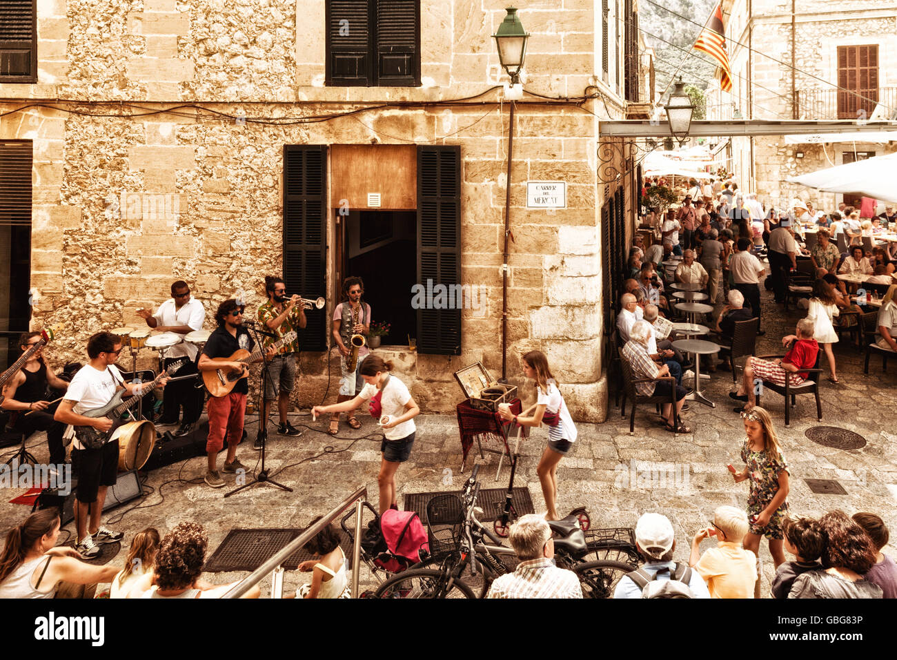 Mallorca people hi-res stock photography and images - Alamy