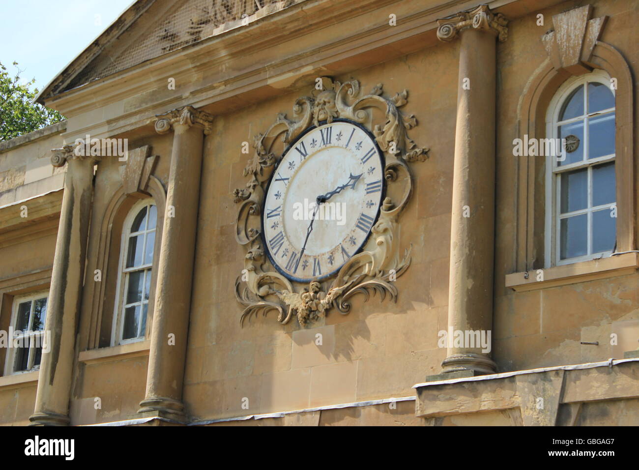 Grand clock architecture hi-res stock photography and images - Alamy