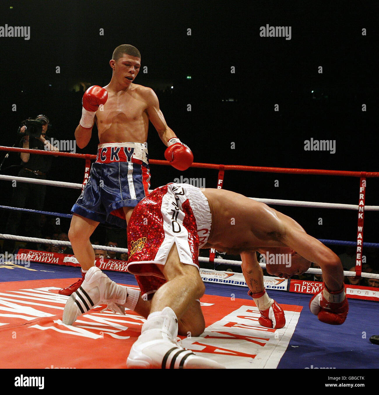 Boxing super featherweight wbo title nicky cook v roman martinez men hi ...