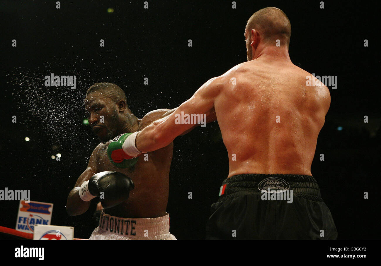 Enzo maccarinelli boxer High Resolution Stock Photography and Images ...