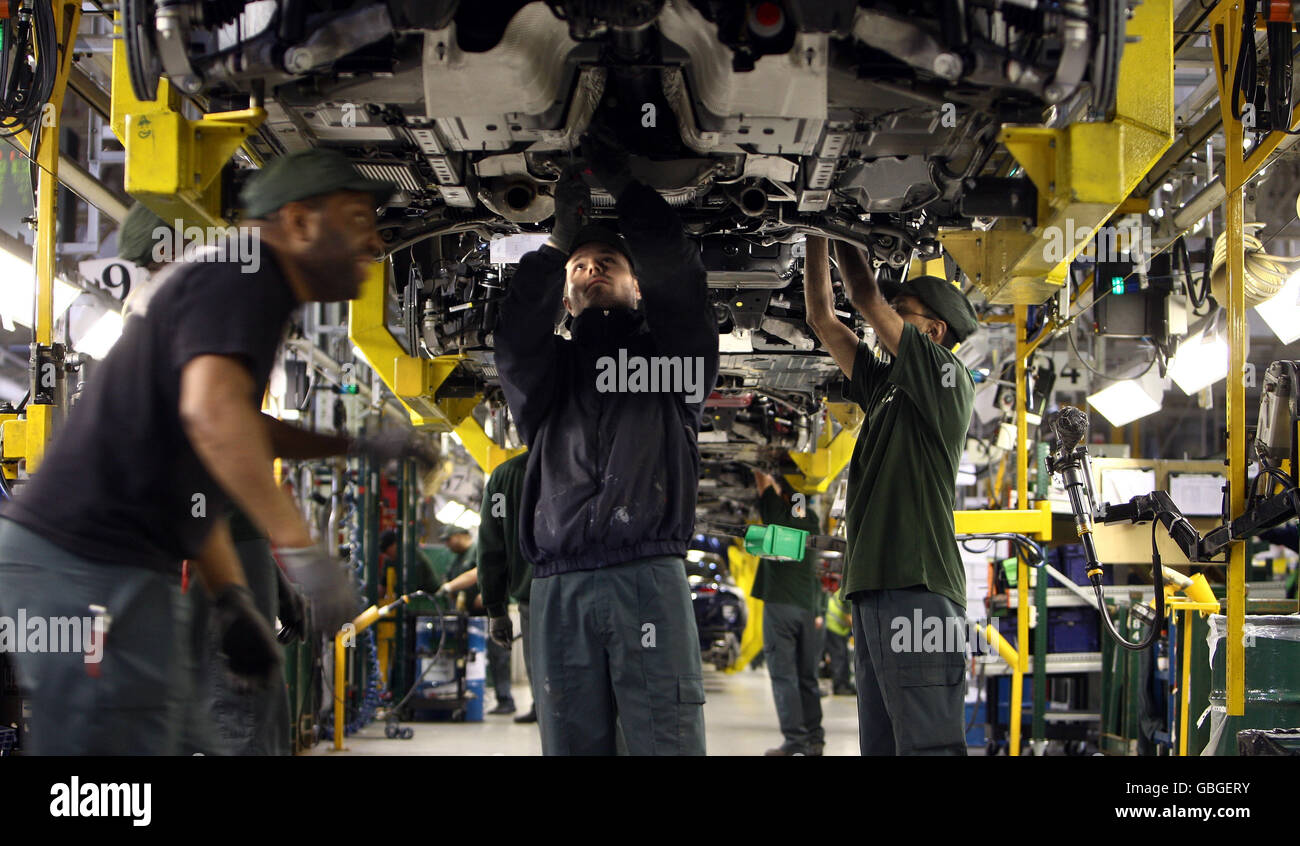 Jaguar factory birmingham hi-res stock photography and images - Alamy