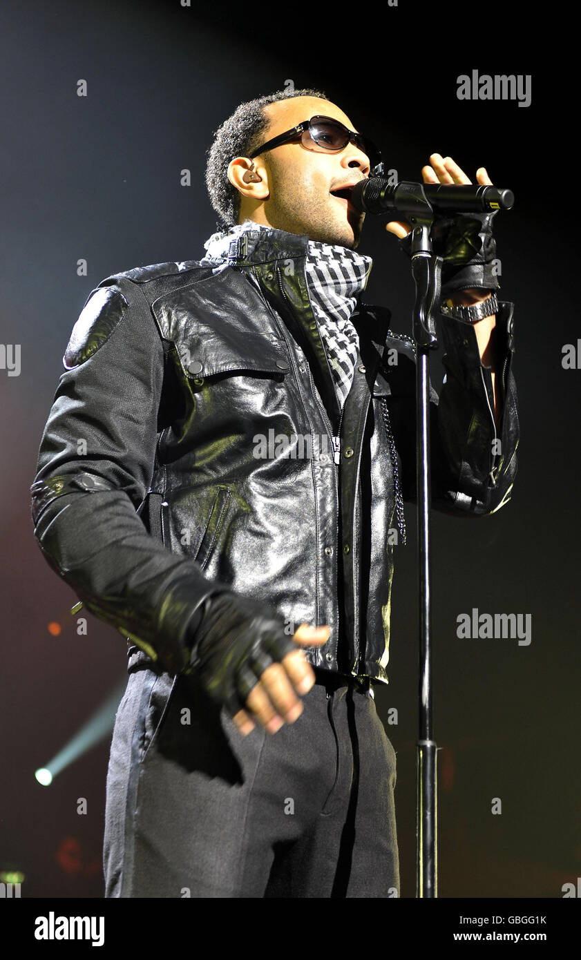 John legend singer hi-res stock photography and images - Alamy