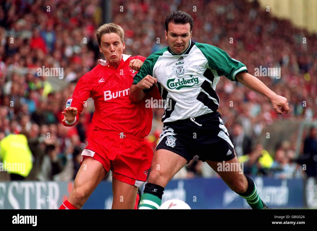 L-R: JAN AAGE FJORTOFT, SWINDON TOWN. NEIL RUDDOCK, LIVERPOOL Stock ...