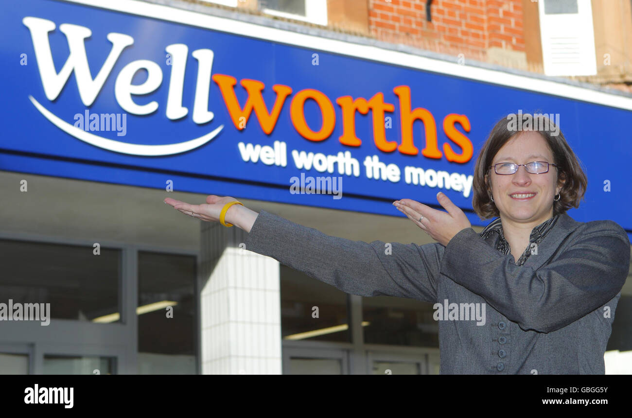 Wellworths shop woolworths dorchester hi-res stock photography and ...