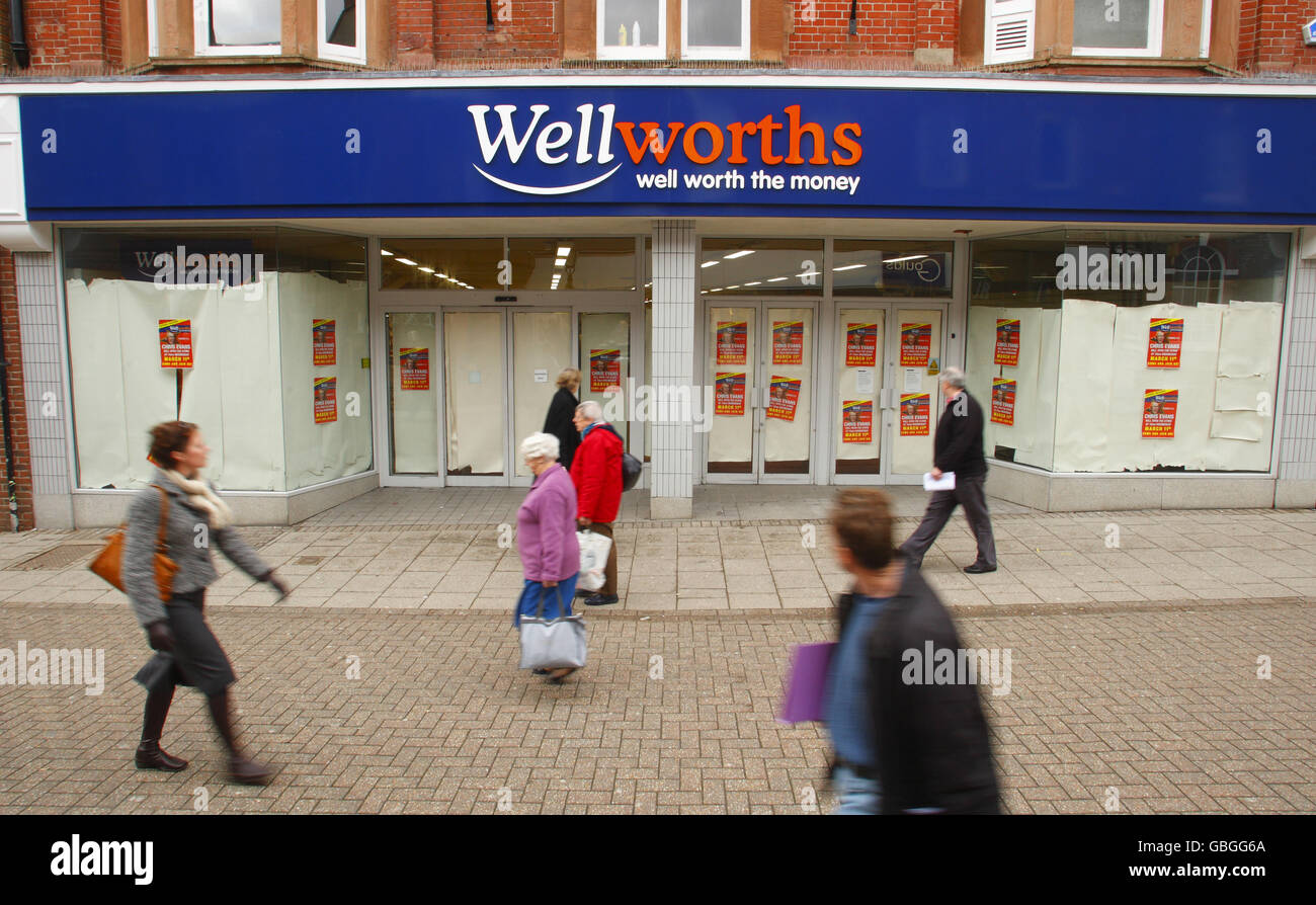 Wellworths store hi-res stock photography and images - Alamy