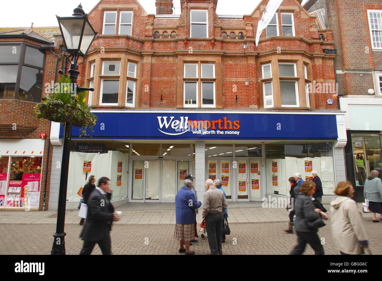 Woolworths exterior store supermarket shop hi-res stock photography and ...