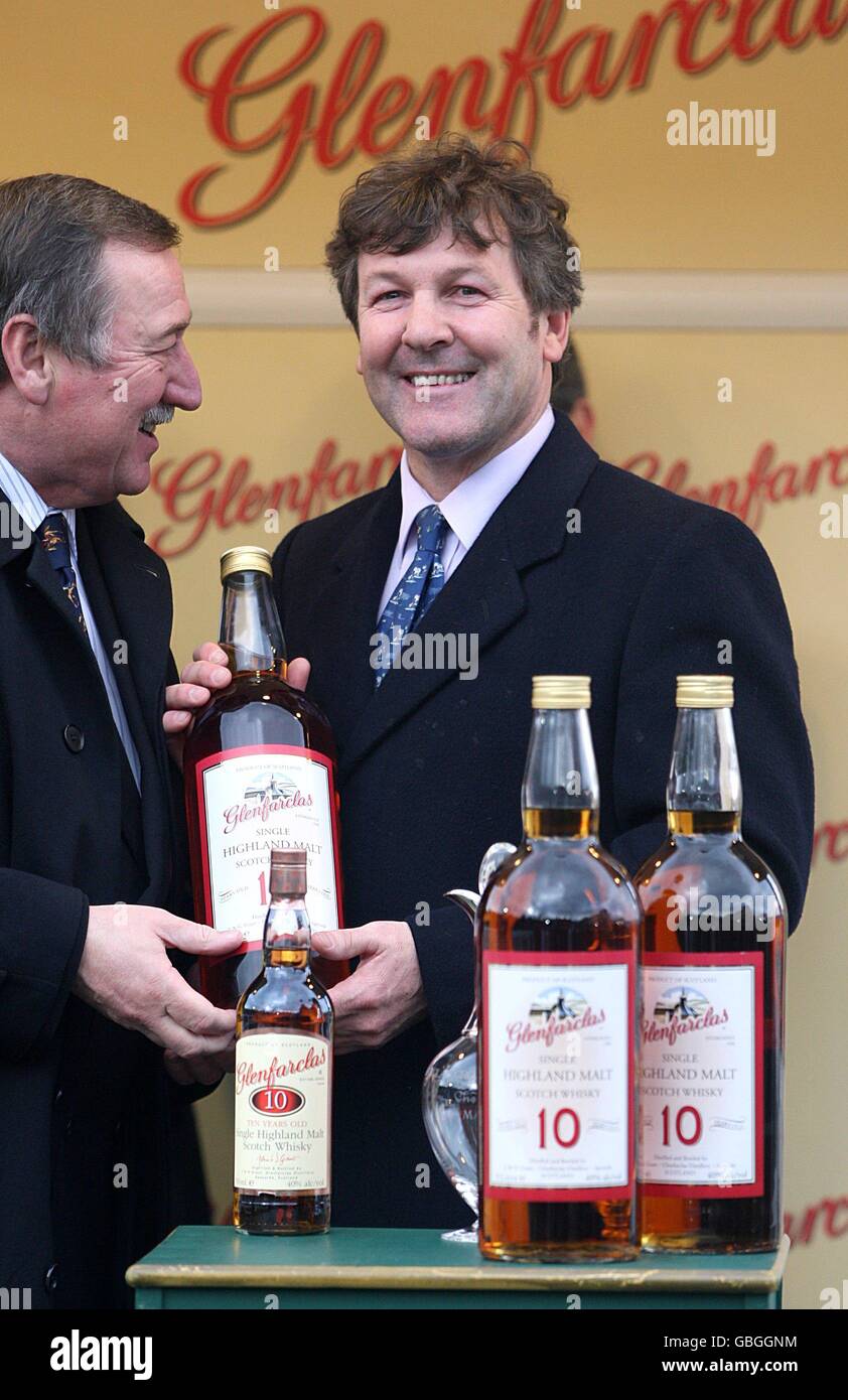 Enda bolger hi-res stock photography and images - Alamy