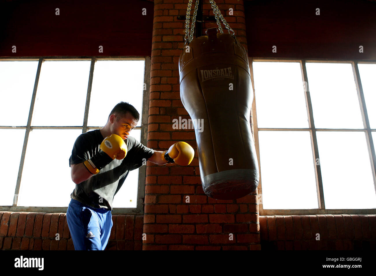 Boxing - Frankie Gavin Workout Session - Arnie's Gym Stock Photo - Alamy