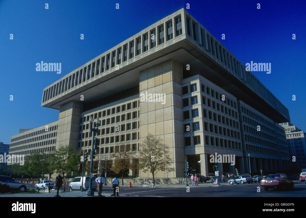 Washington, DC, USA, 1990 The J.Edgar Hoover FBI Headquarters building ...