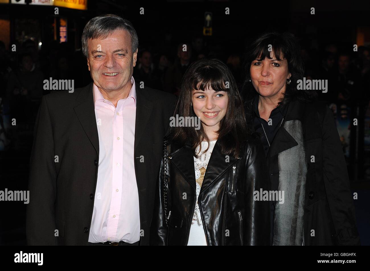 Tony and debbie blackburn with their daughter victoria hi-res stock ...