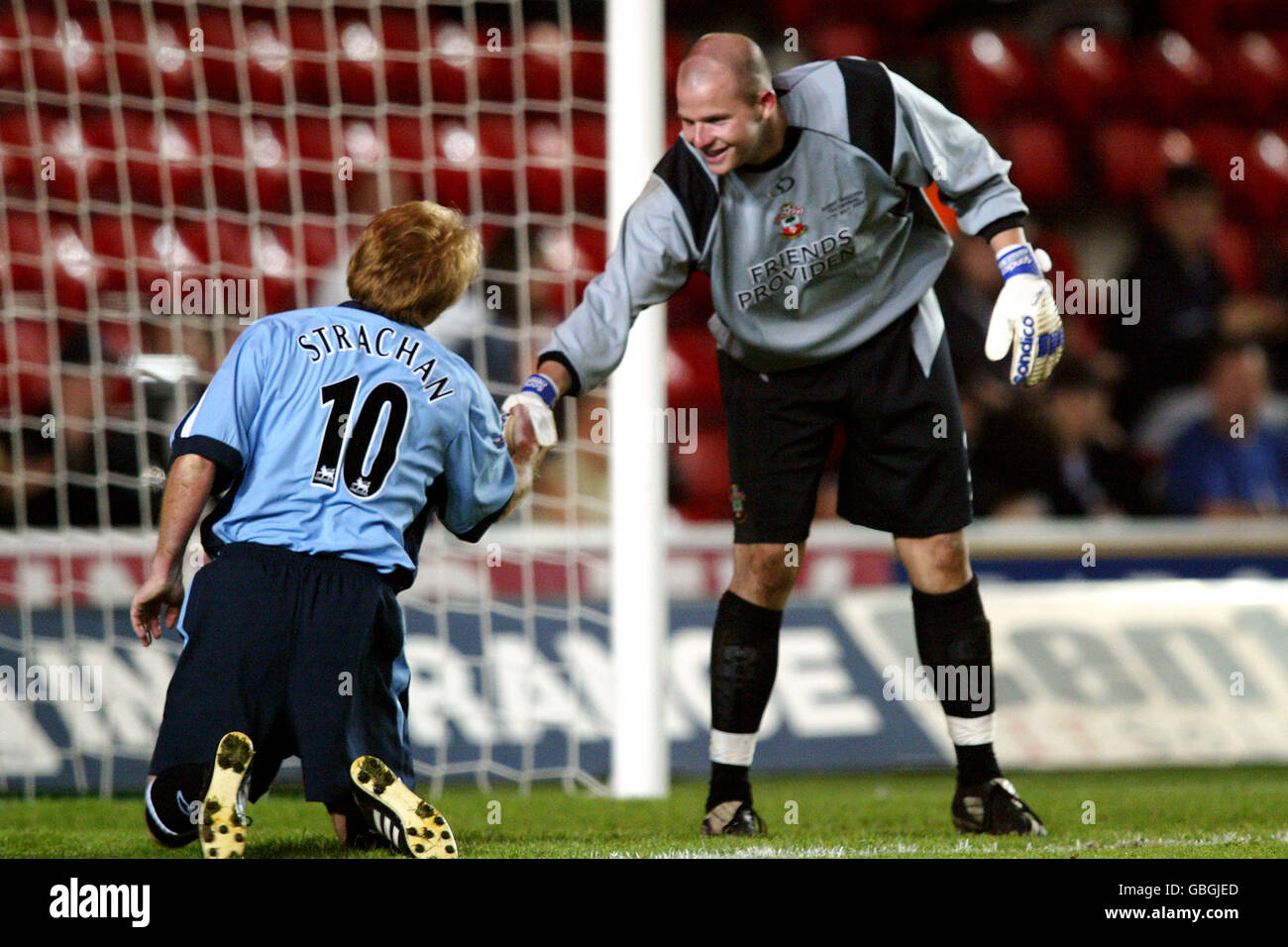 Southamptons goalkeeper alan blayney hi-res stock photography and ...
