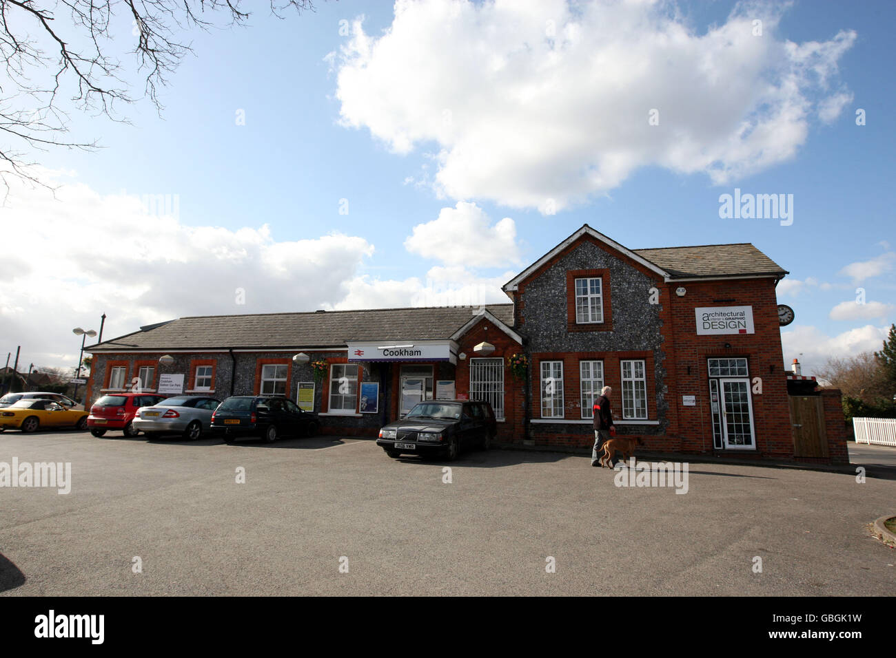 Cookham station hi-res stock photography and images - Alamy