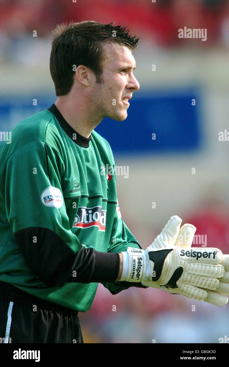 Swindon town goalkeeper rhys evans hi-res stock photography and images ...
