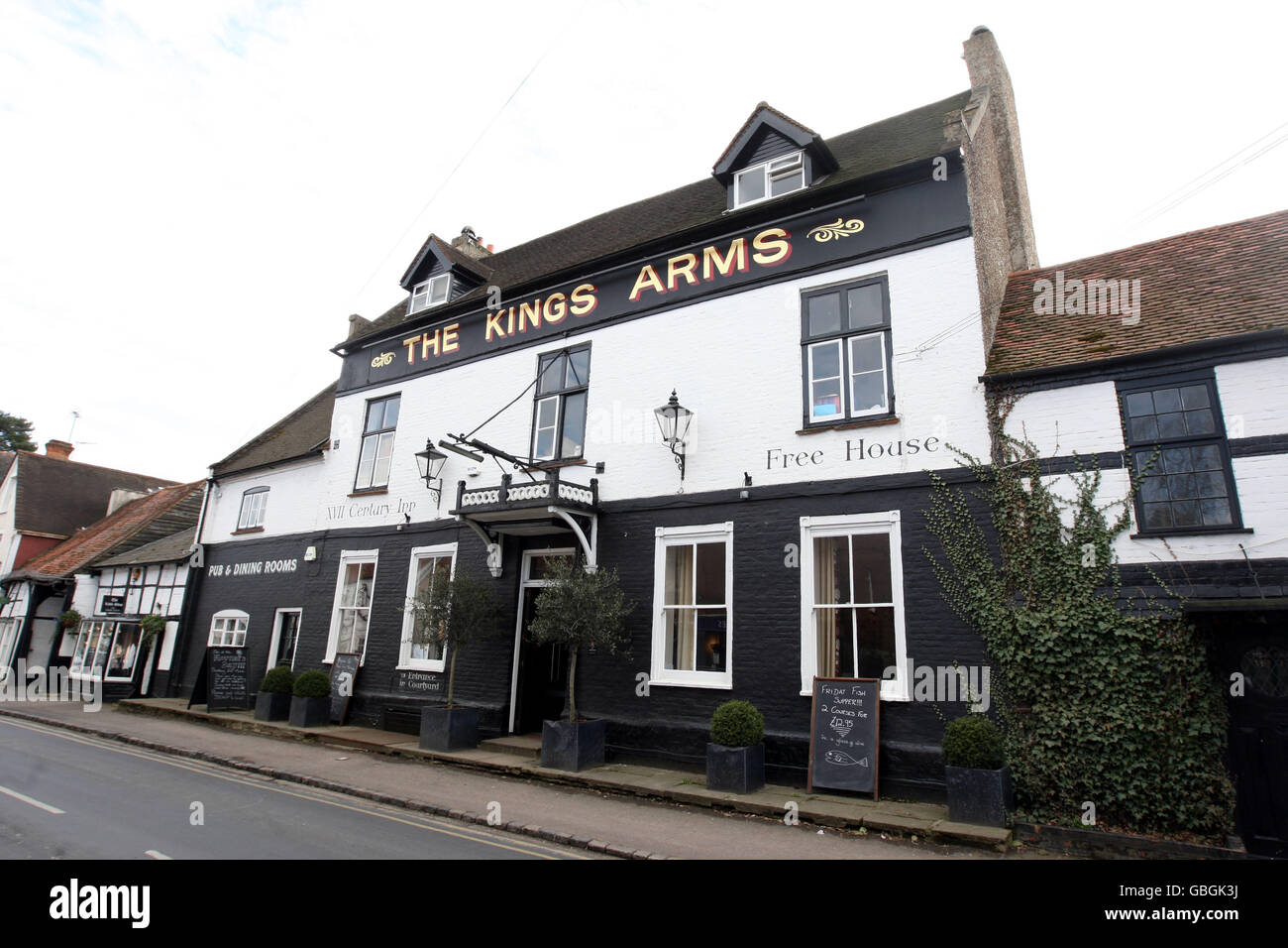 Generic picture of Cookham in Berkshire Stock Photo - Alamy