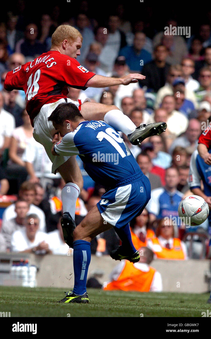 Dennis wise millwall fa cup final hi-res stock photography and images ...
