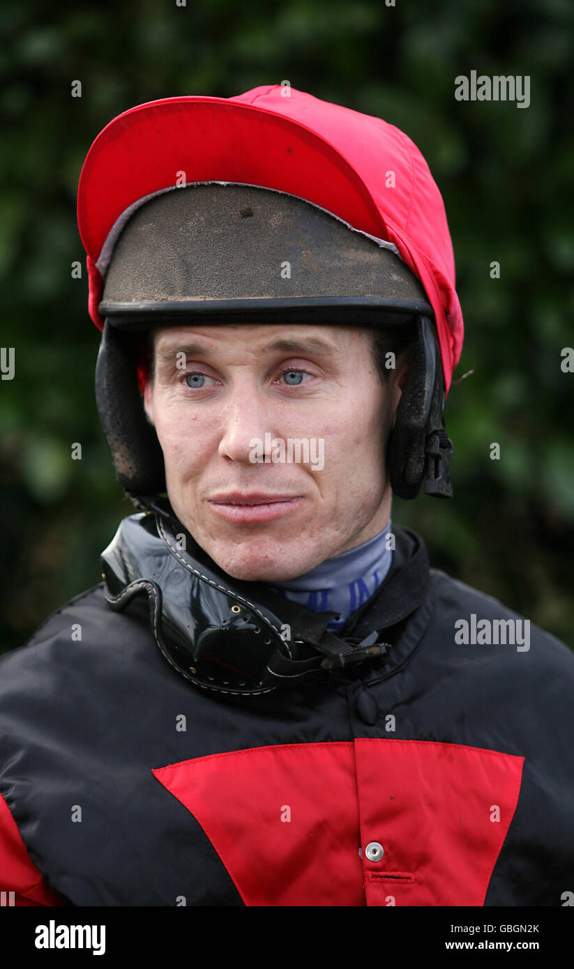 Horse Racing - Paddy Power Imperial Cup Day - Sandown Park Stock Photo ...