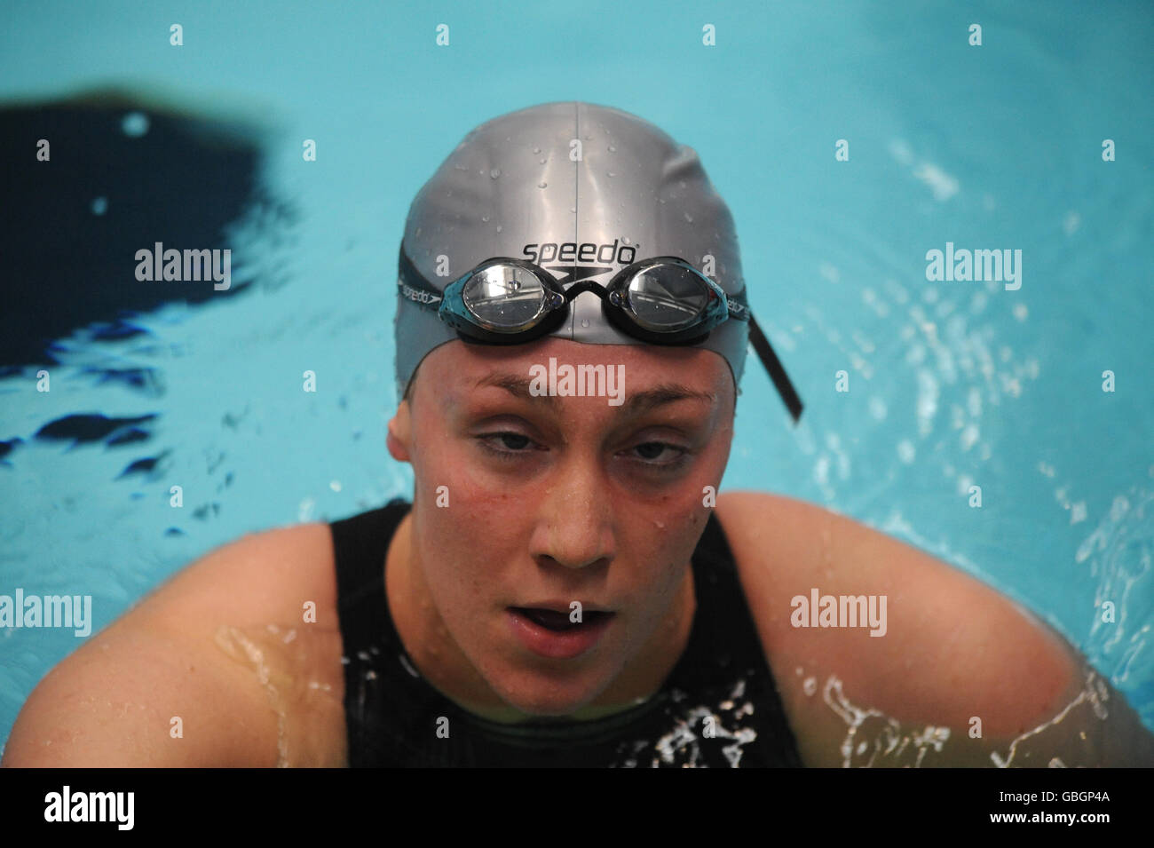 Great Birtain's Elizabeth Simmonds in action during her heat of the ...