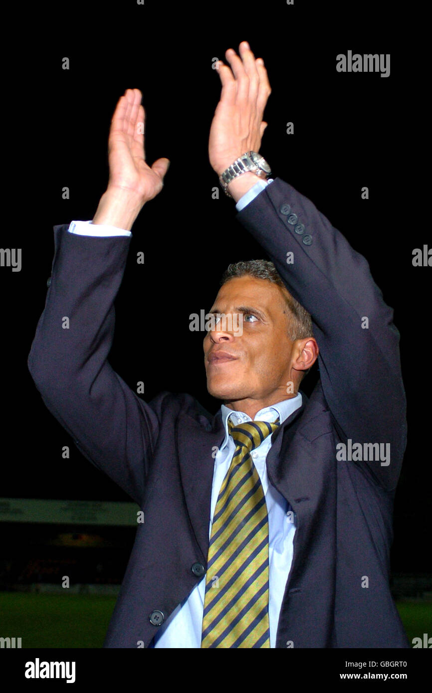 Mansfield Town's manager Keith Curle celebrates their victory Stock ...