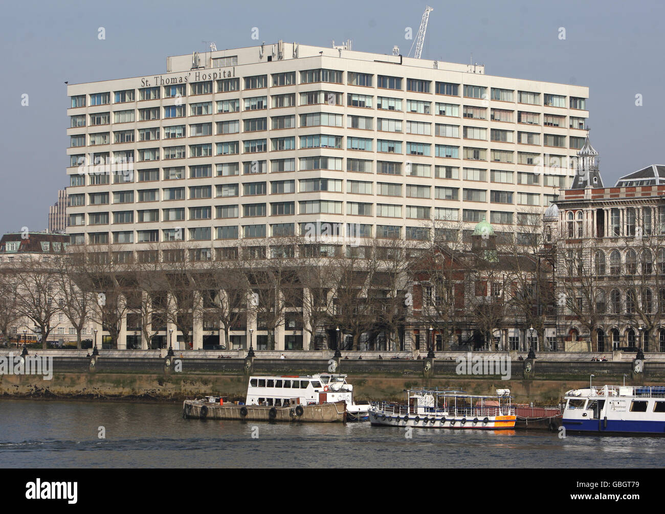 General View of St Thomas' Hospital, Westminster, London Stock Photo ...