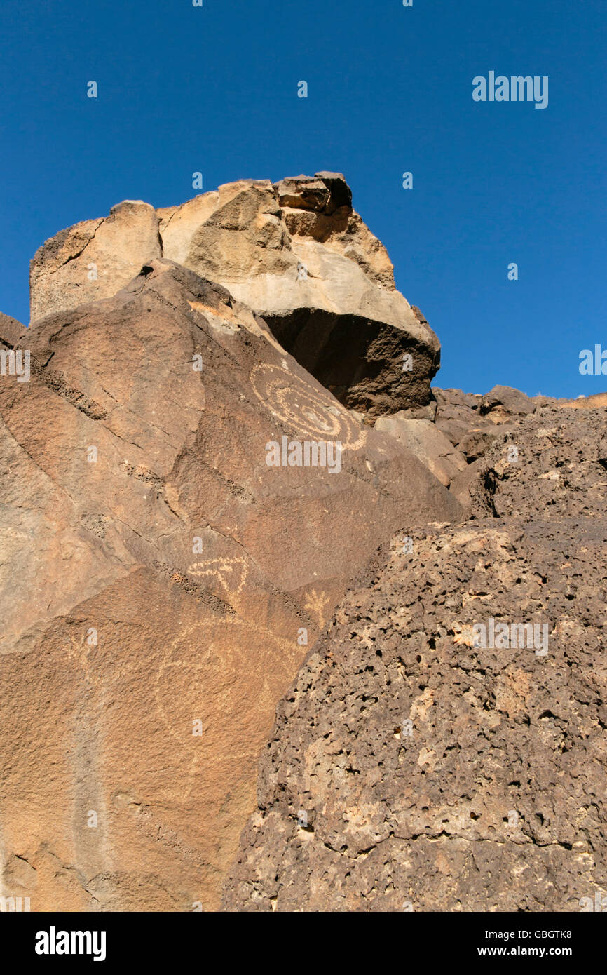 Petroglyph in Petroglyphs National Park in Albuquerque, New Mexico ...