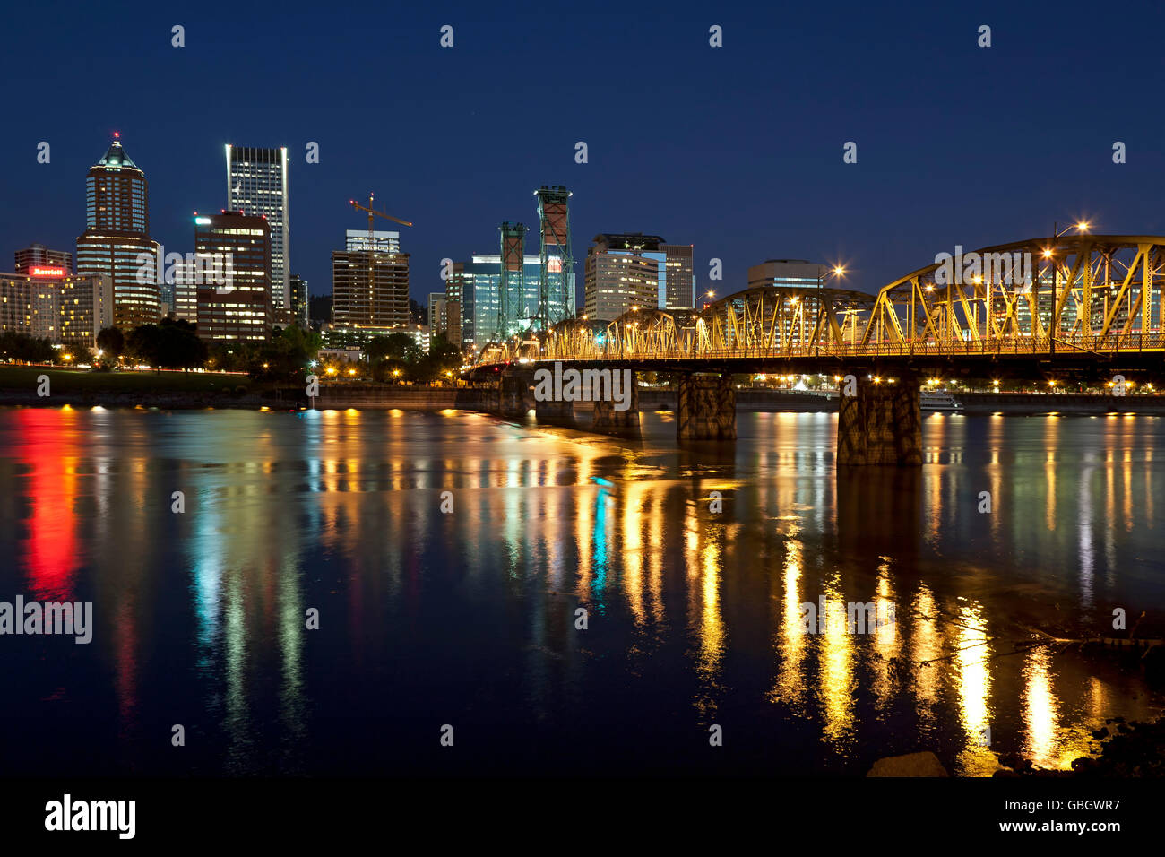 Skyline, Hawthorne Bridge and Willamette River, Portland, Oregon USA ...