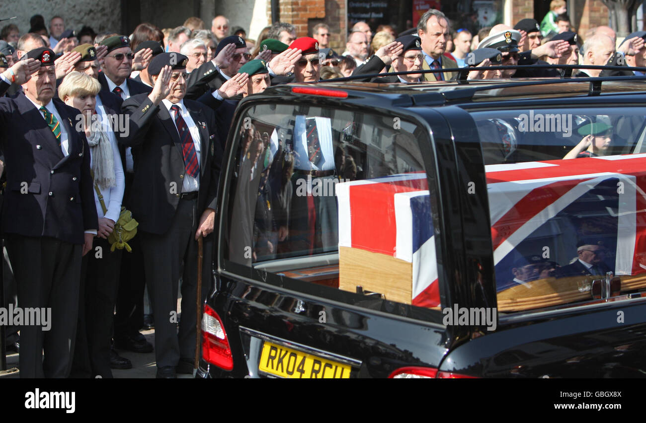 Karen Carpenter Funeral Open Casket