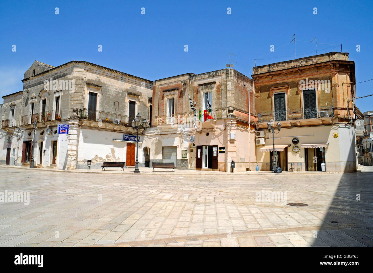 Piazza 4 Novembre, square, Montemesola, Tarent Province, Taranto ...