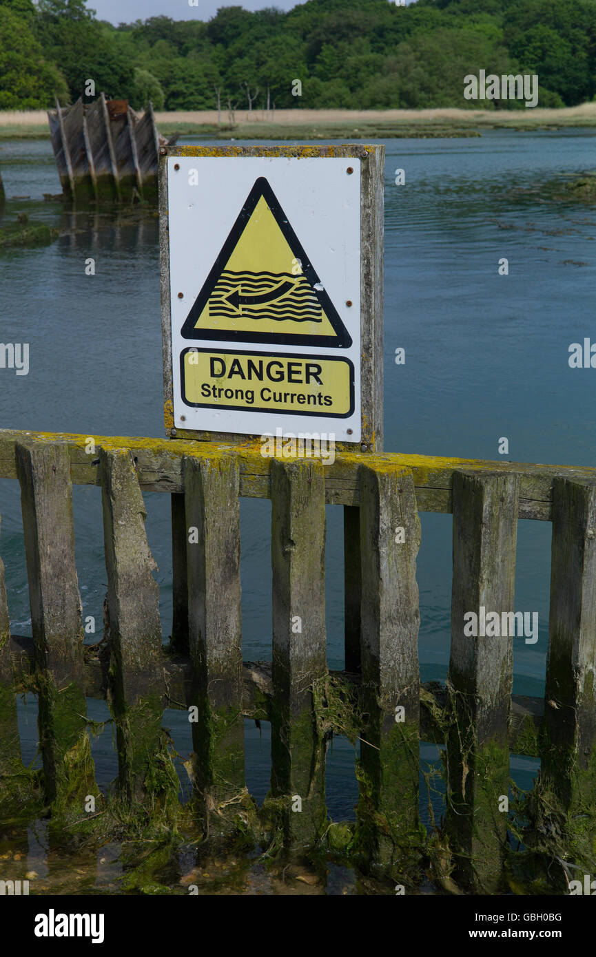 Danger sign warning strong currents hi-res stock photography and images ...