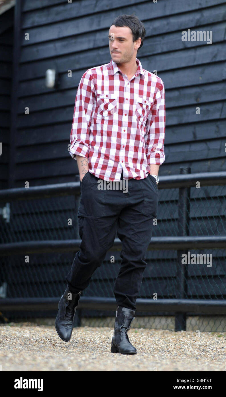 Jack Tweed arrives back at the house he shares with Jade Goody in ...