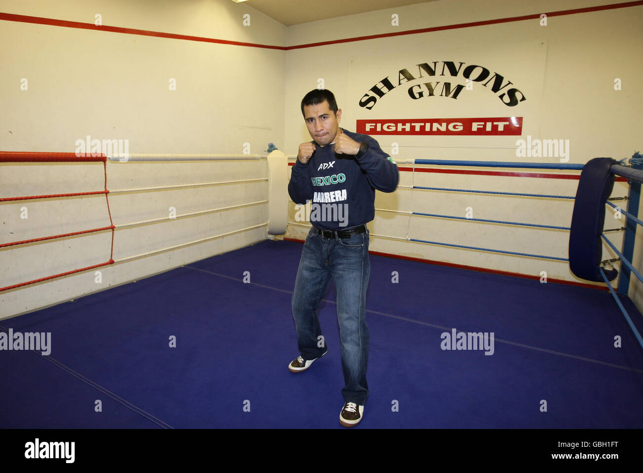 Mexican boxer Marco Antonio Barrera during a light training session at ...