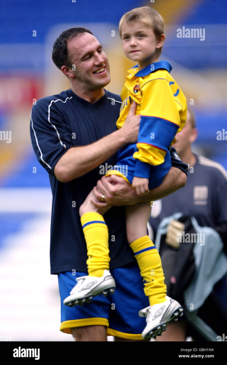 Soccer - FA Vase Final - Sudbury v Winchester City Stock Photo - Alamy