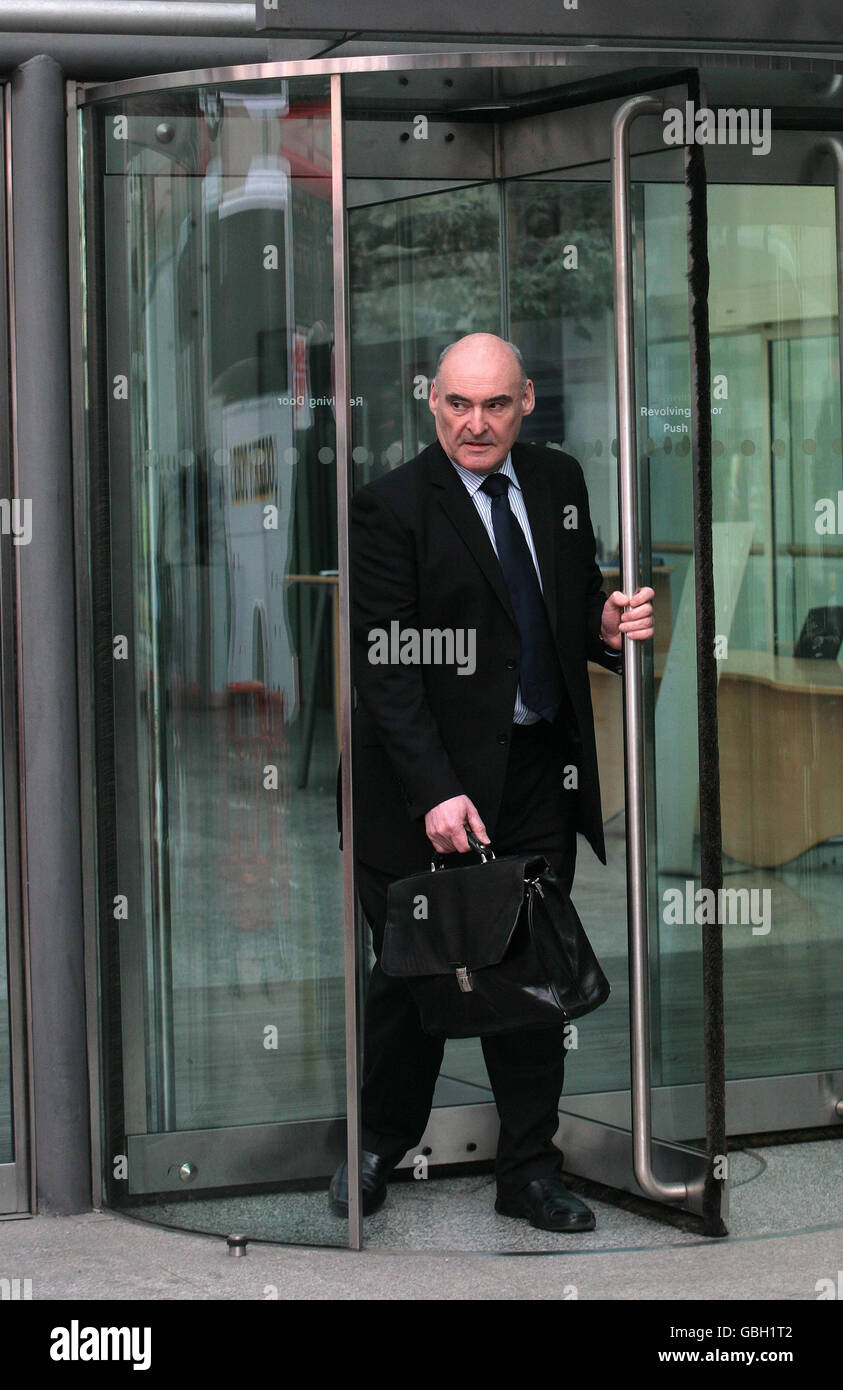 Carl Klemm, Deputy Managing Director of Toyota leaves the London ...