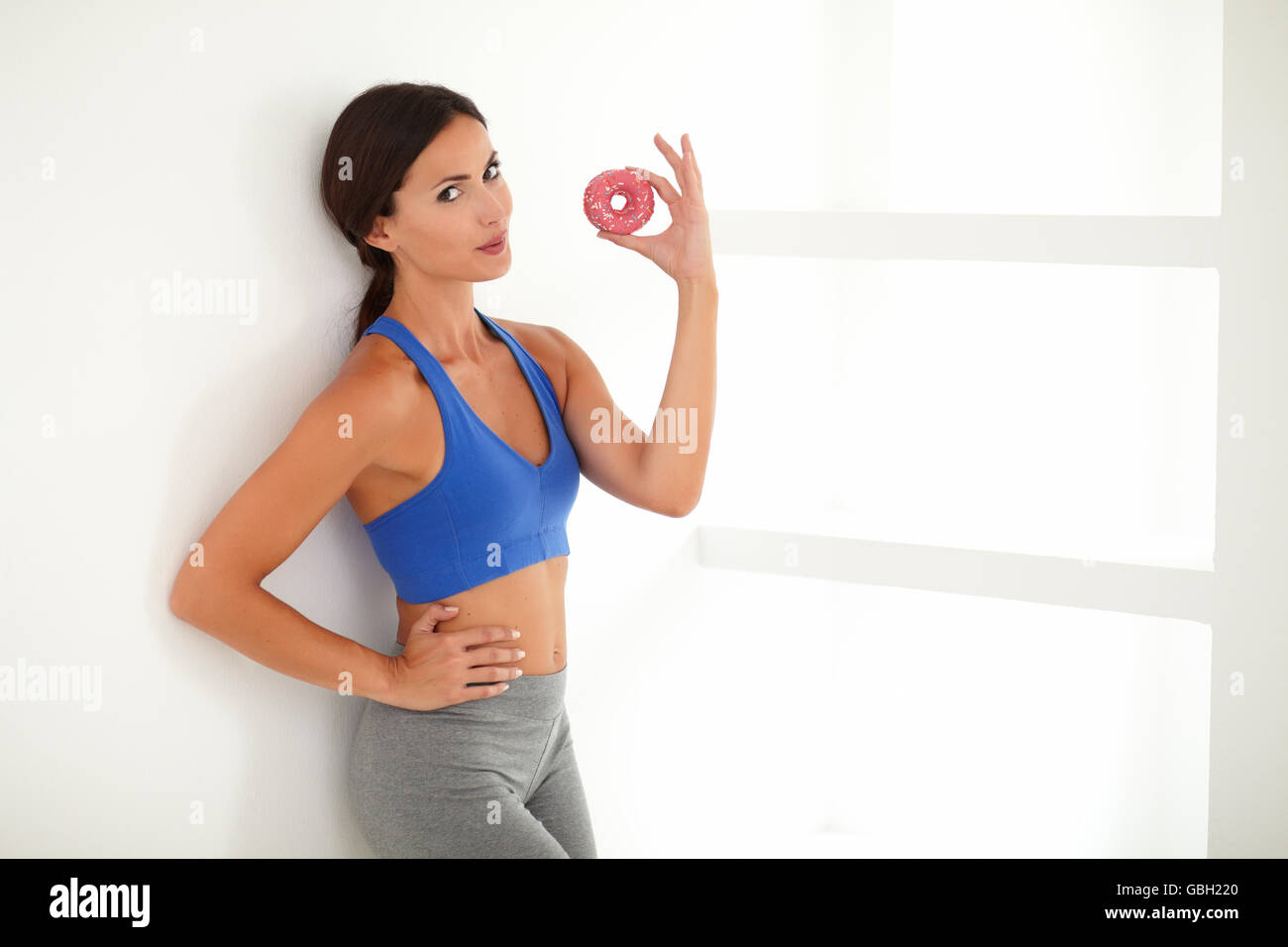 Slim female figure hi-res stock photography and images - Alamy