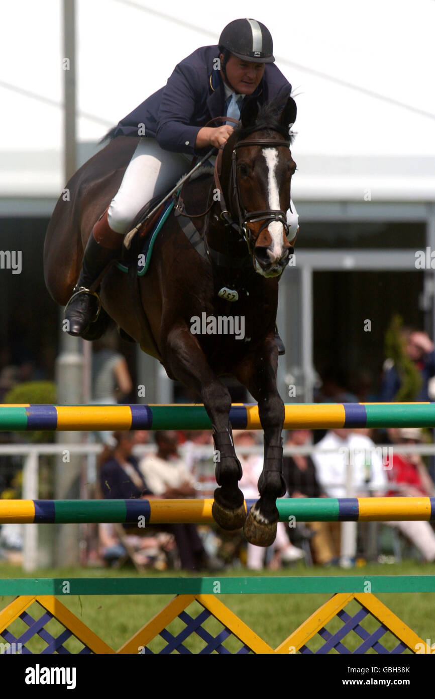 Equestrian - Showjumping - The Royal Windsor Horse Show Stock Photo - Alamy