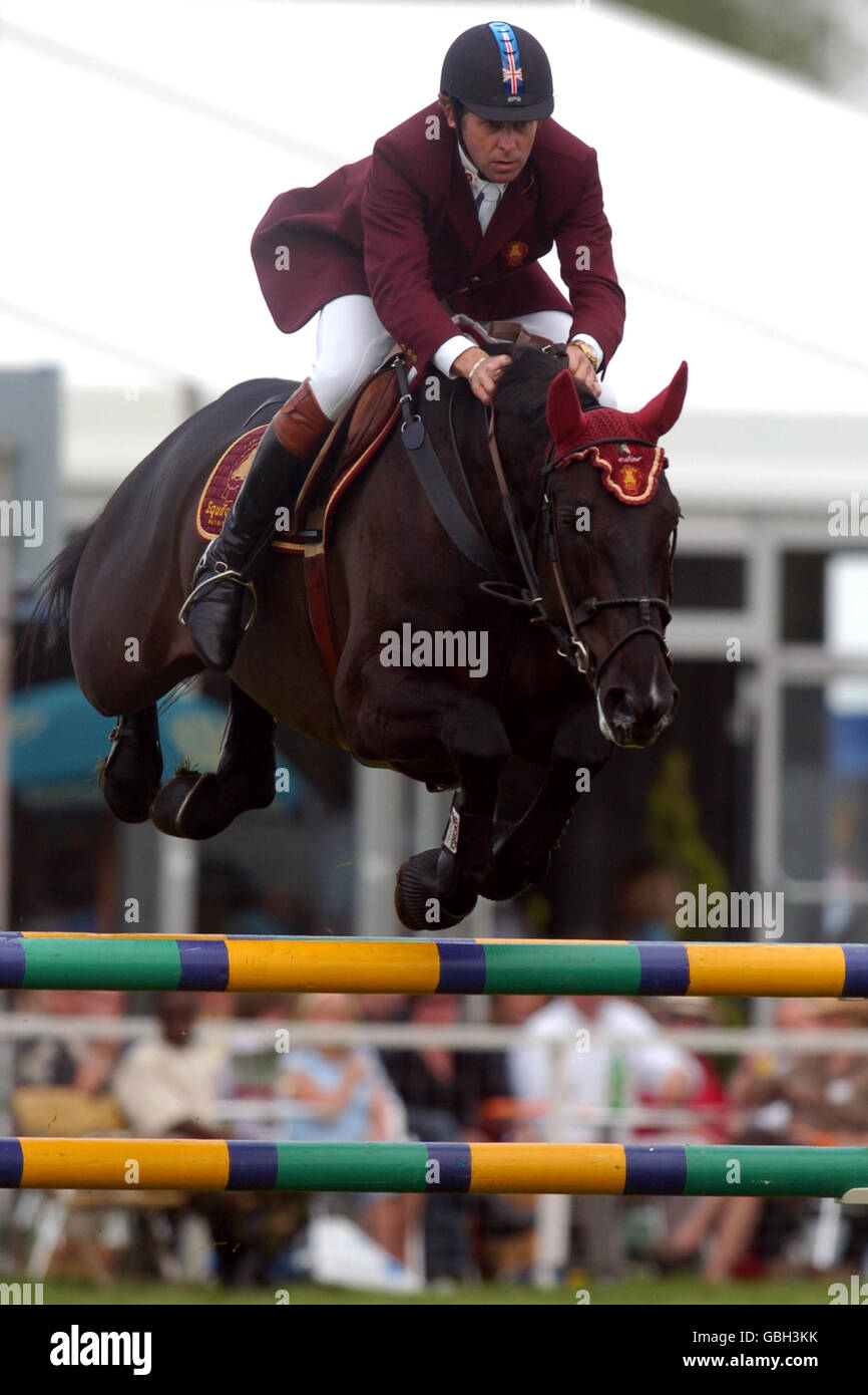 Equestrian - Showjumping - The Royal Windsor Horse Show Stock Photo - Alamy