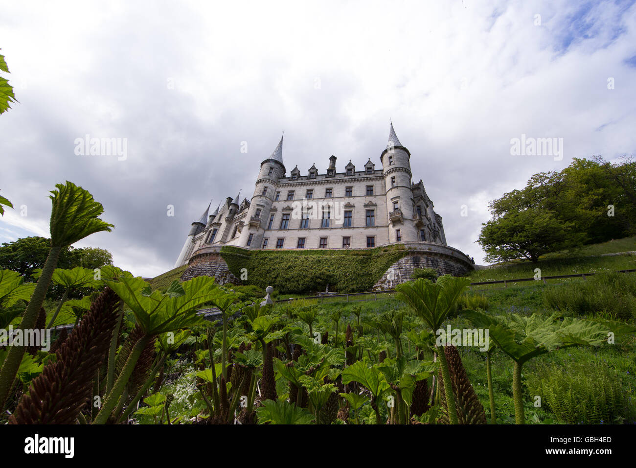 Dunrobin castle hi-res stock photography and images - Alamy