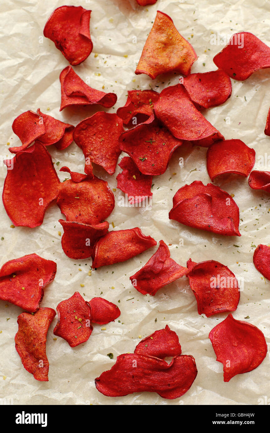 Red beet chips hi-res stock photography and images - Alamy