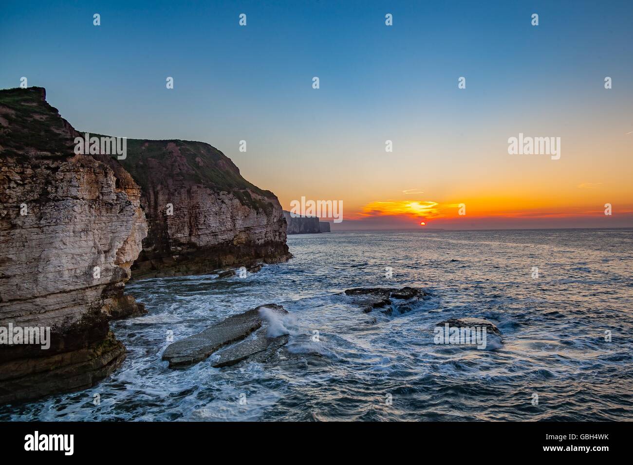 Chalk cliff overlooking hi-res stock photography and images - Alamy