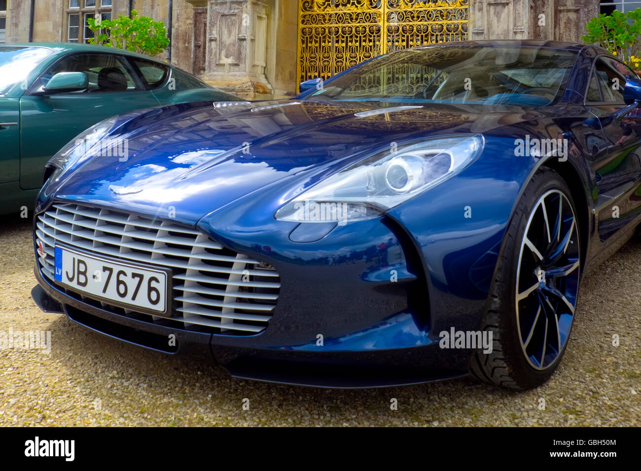 One 77 hi-res stock photography and images - Alamy