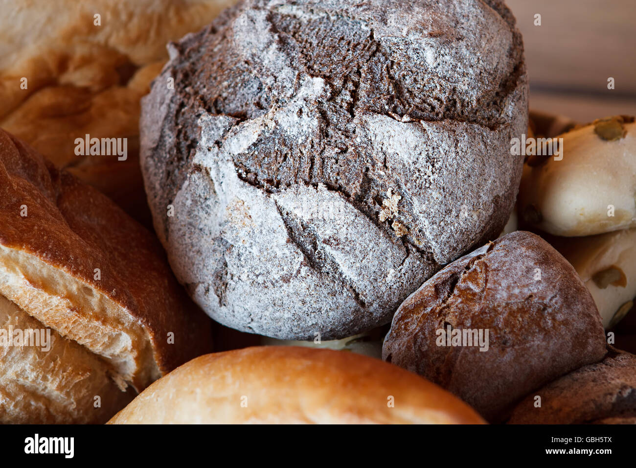 Loaf cafe hi-res stock photography and images - Alamy