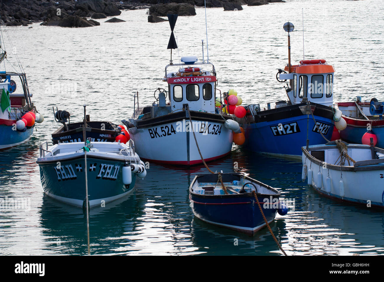 Cornish fishing boats hi-res stock photography and images - Alamy