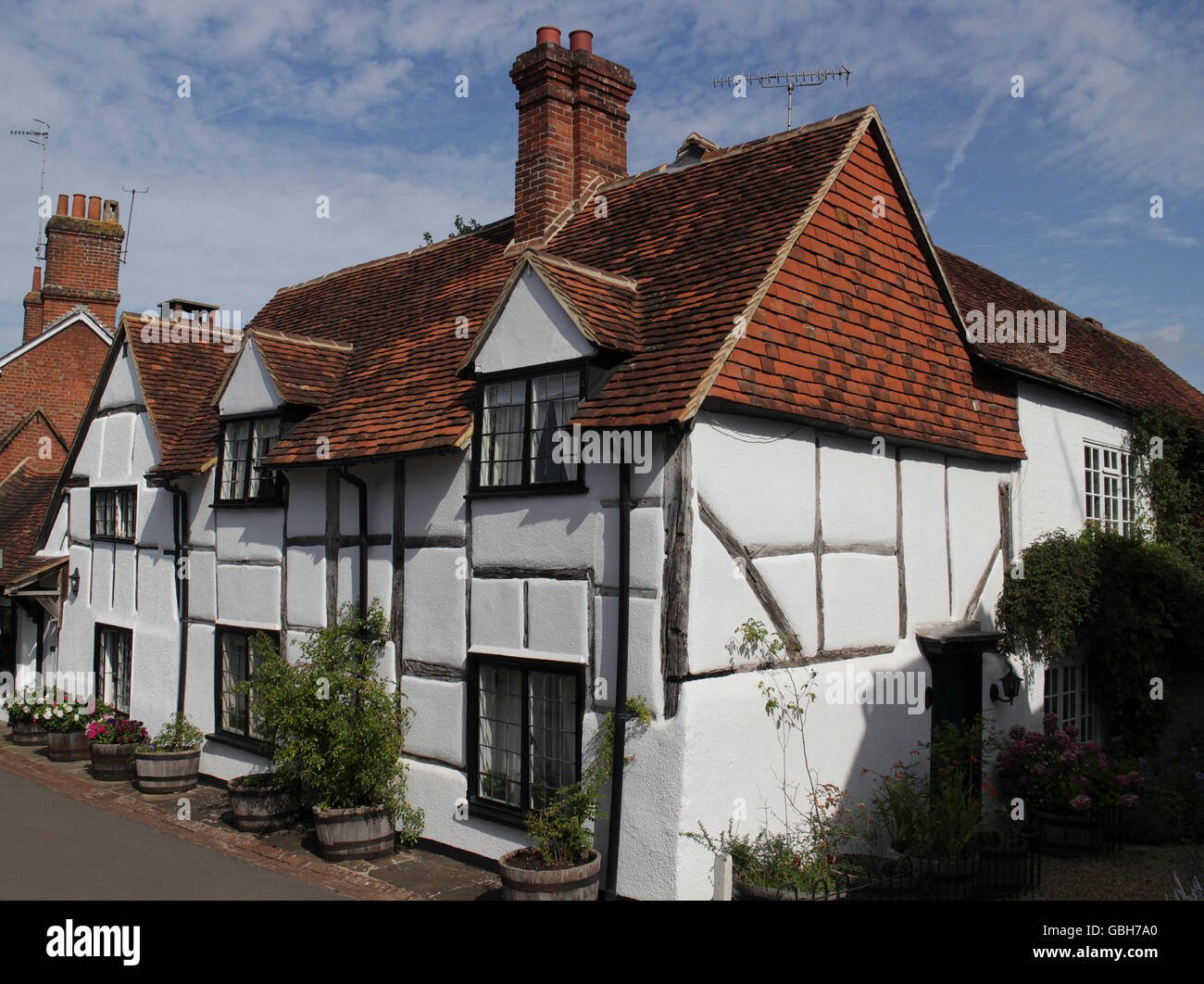 Half-timbered house in Shere, Surrey Stock Photo - Alamy
