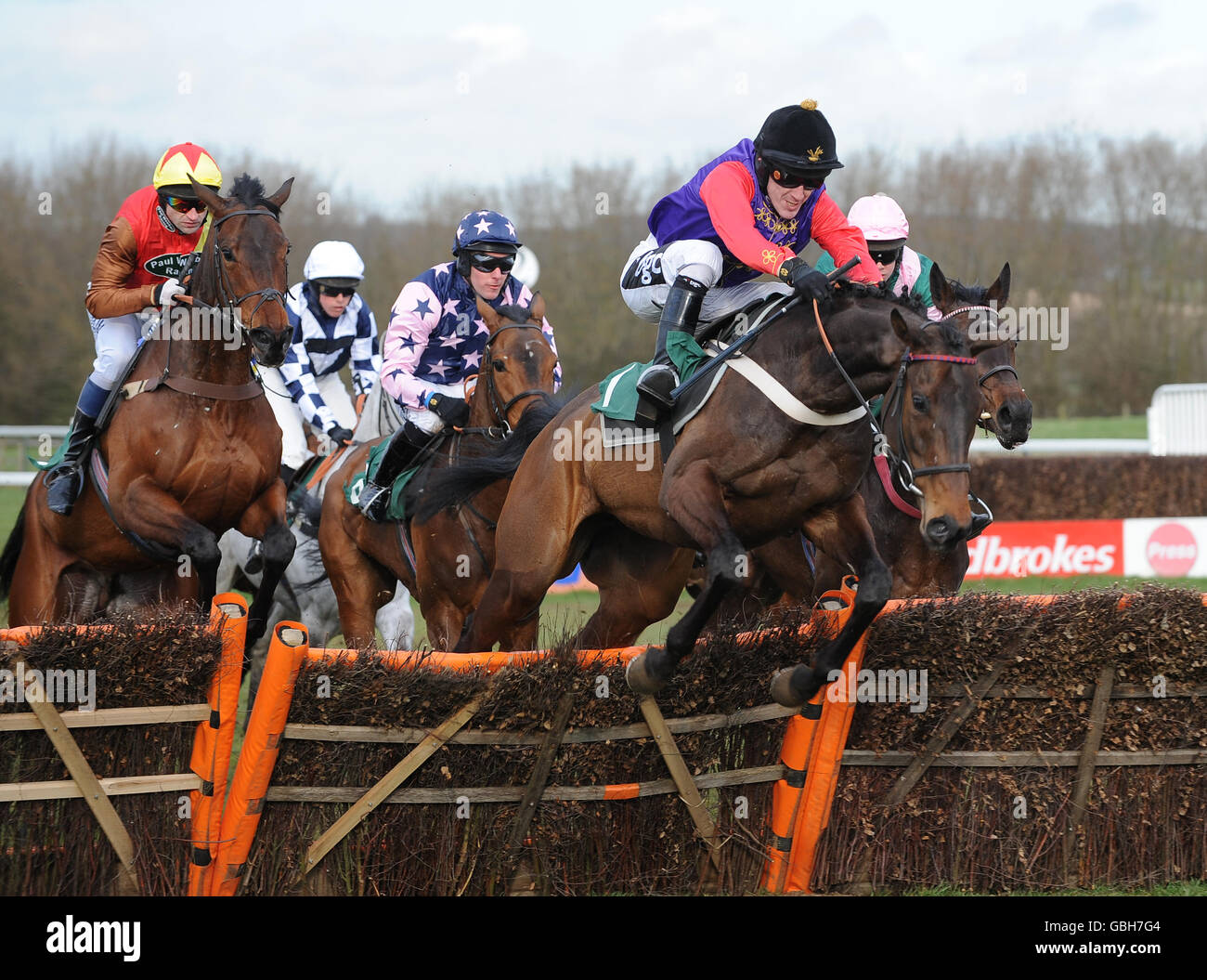 Queens racing colours hi-res stock photography and images - Alamy