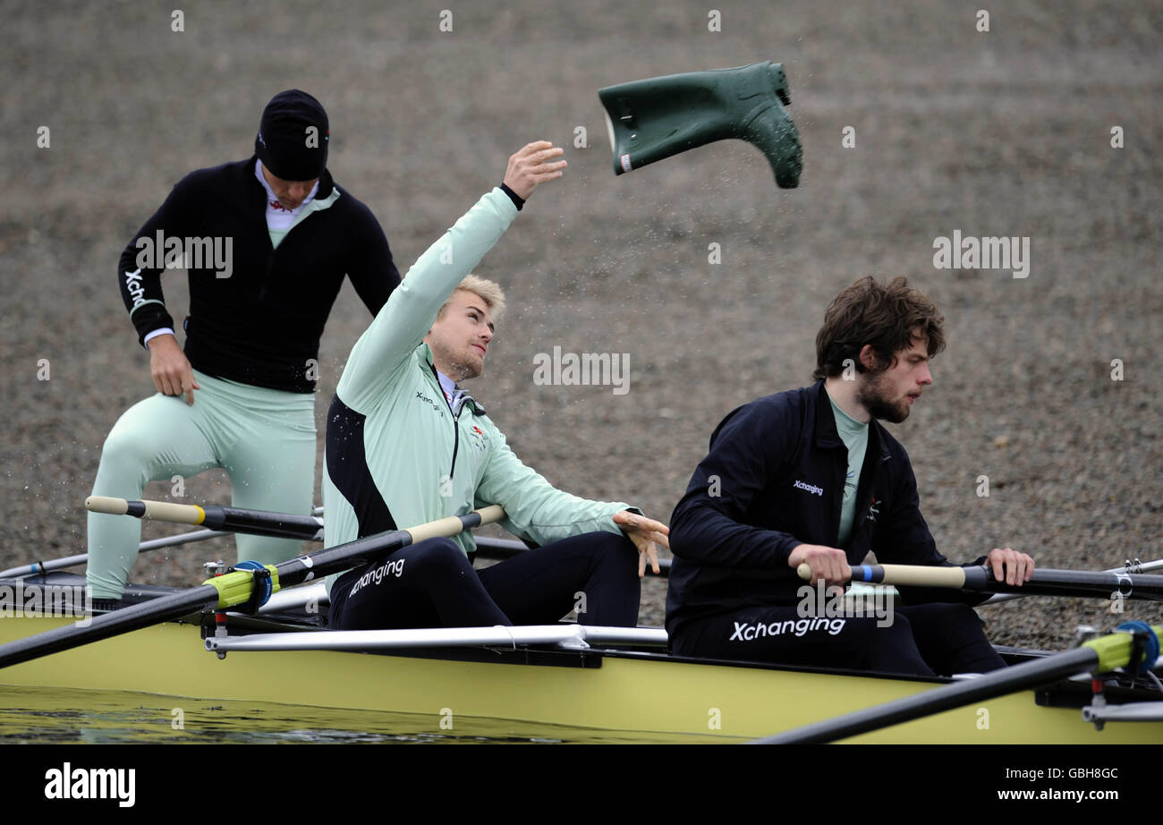 Rowing - Boat Race Practice - Day Two - River Thames Stock Photo - Alamy