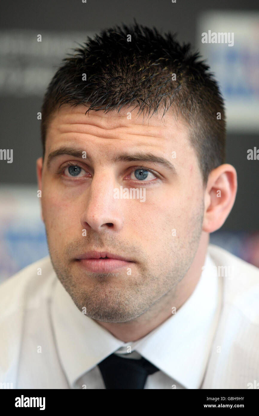 Boxing martin rogan and olympians press conference odyssey arena hi-res ...