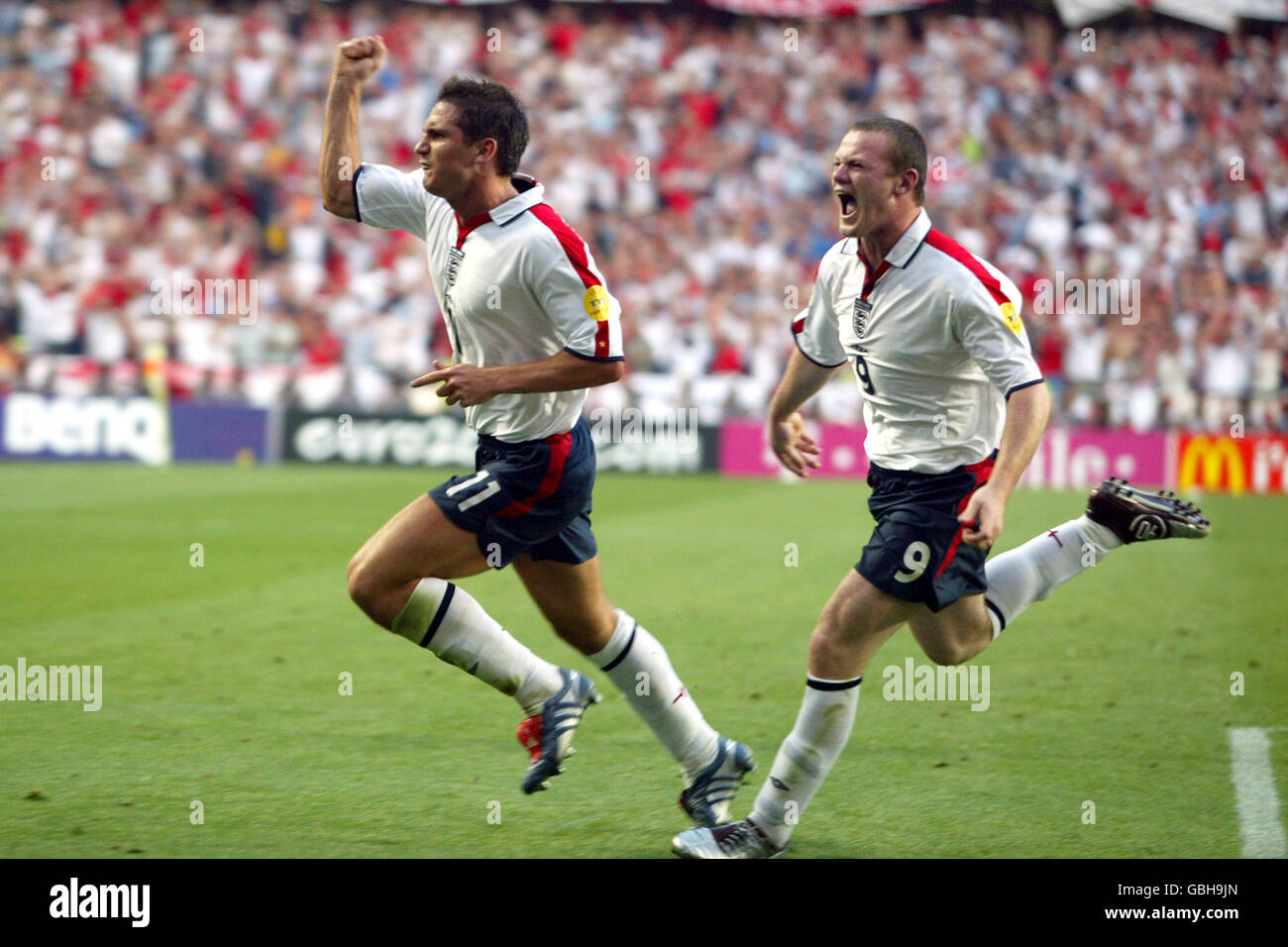 Wayne rooney euro 2004 france hi-res stock photography and images - Alamy