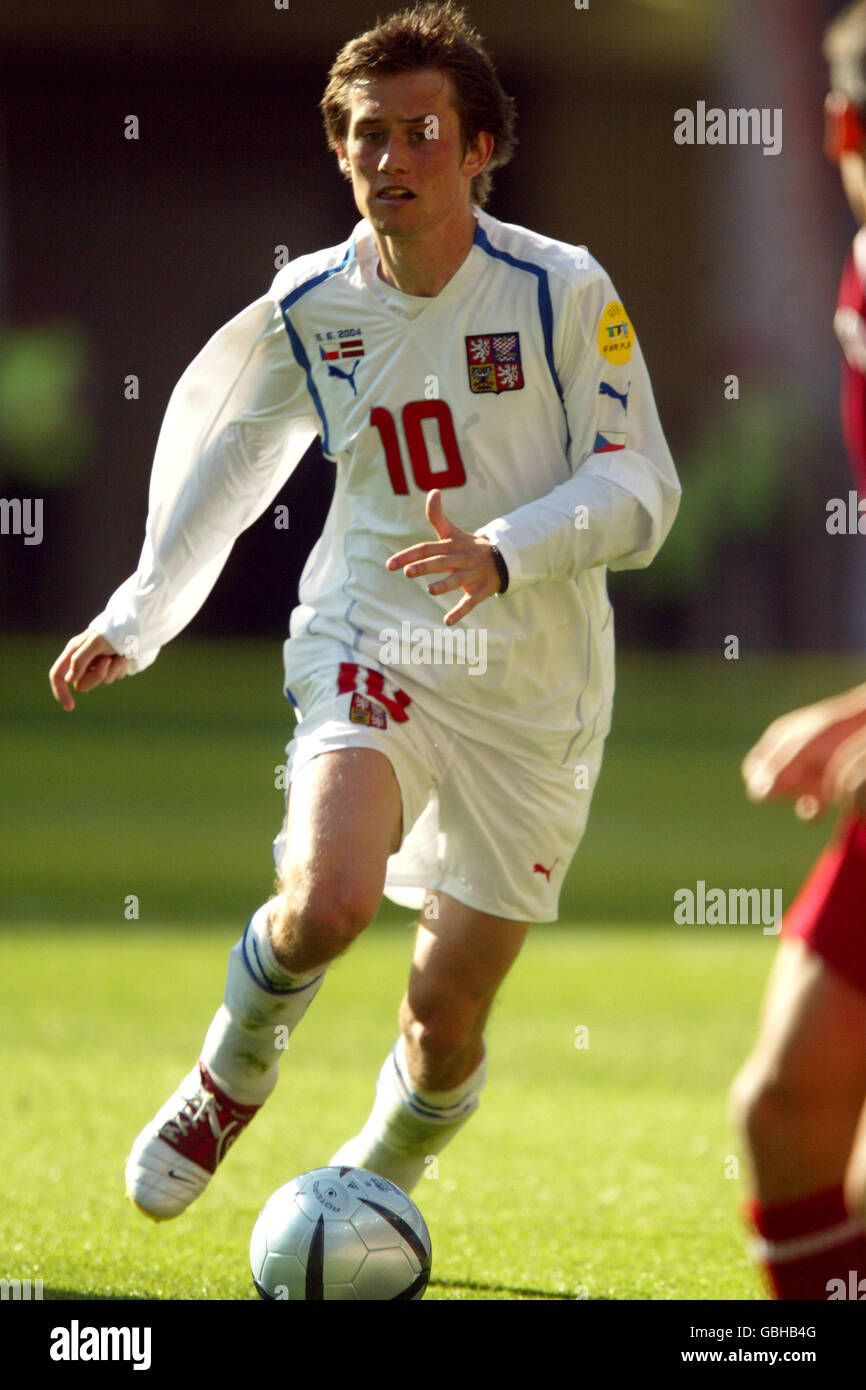 Tomas rosicky uefa euro 2004 hi-res stock photography and images - Alamy