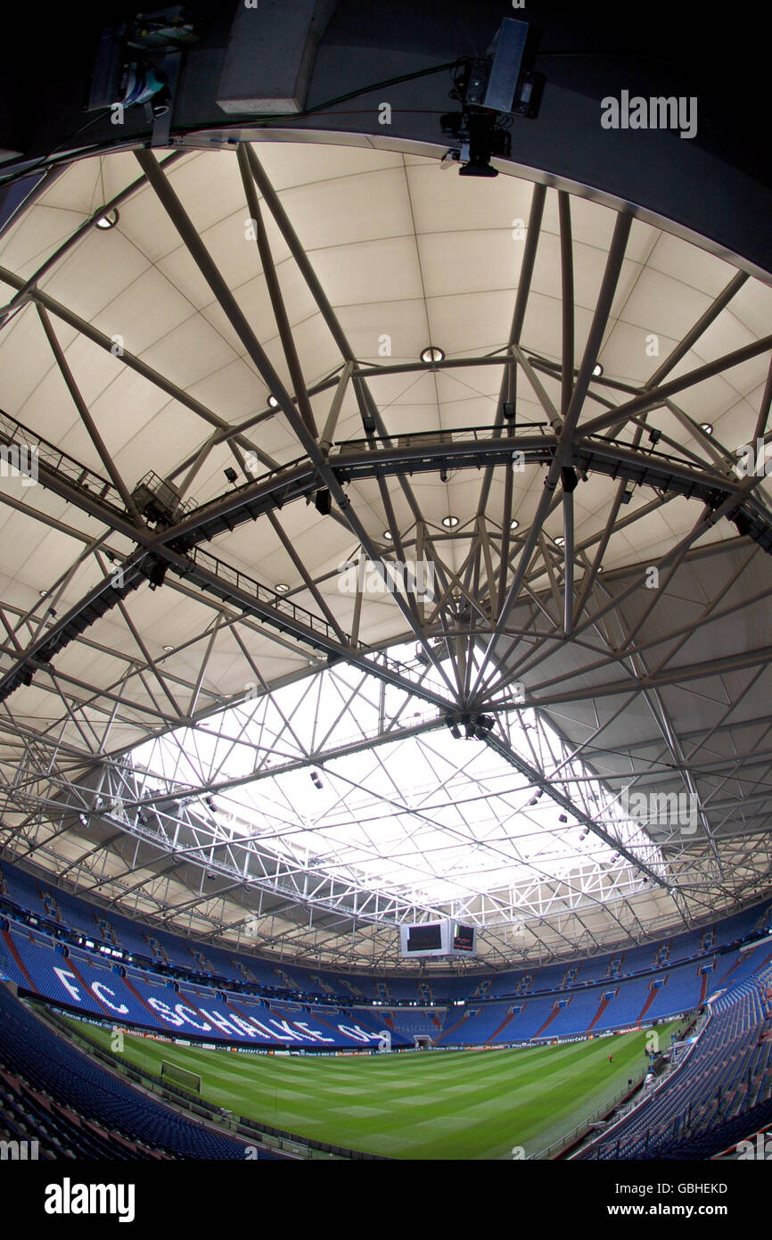 2004 uefa champions league final hi-res stock photography and images ...