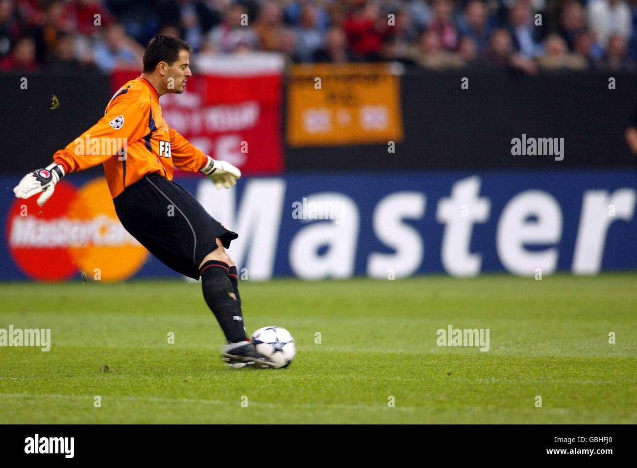 Football soccer roma fc porto hi-res stock photography and images - Alamy