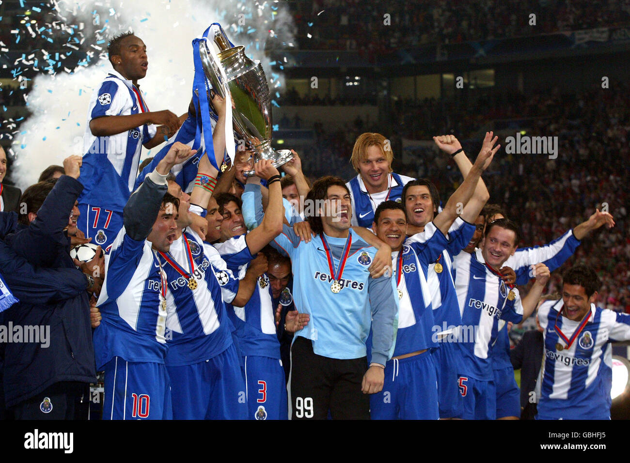 Porto european champions league hi-res stock photography and images - Alamy
